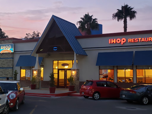 IHOP Minarete - Tijuana